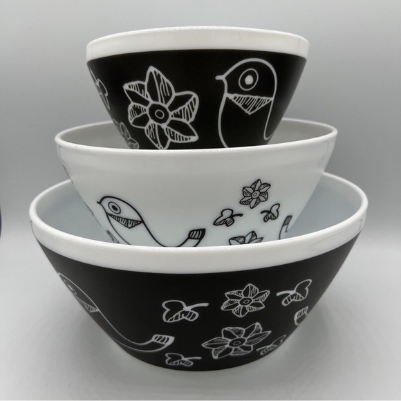 Pyrex | Dining | Vintage Charm Inspired By Pyrex Birds Of A Feather Set ...